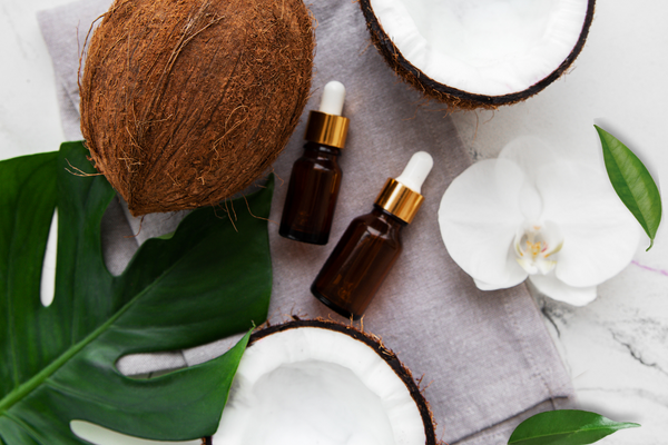 The Natural Way: How to Use Coconut Oil as a Makeup Remover – Lava Art ...
